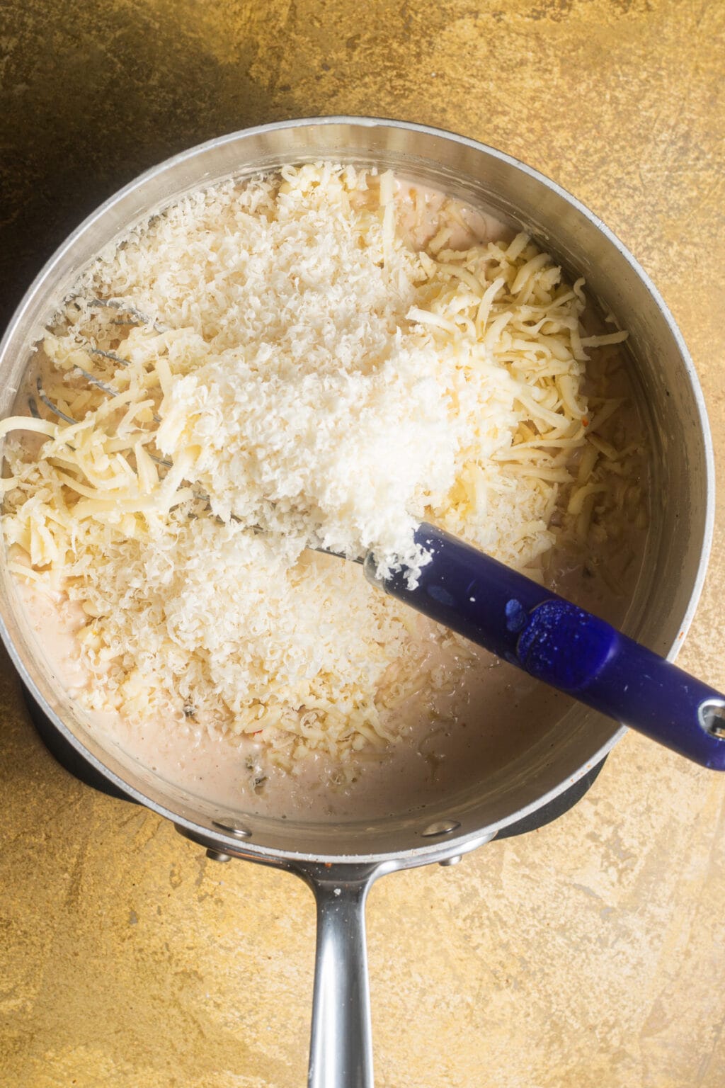 The Best Spicy Pepper Jack Mac and Cheese Recipe - Home Cooking Collective