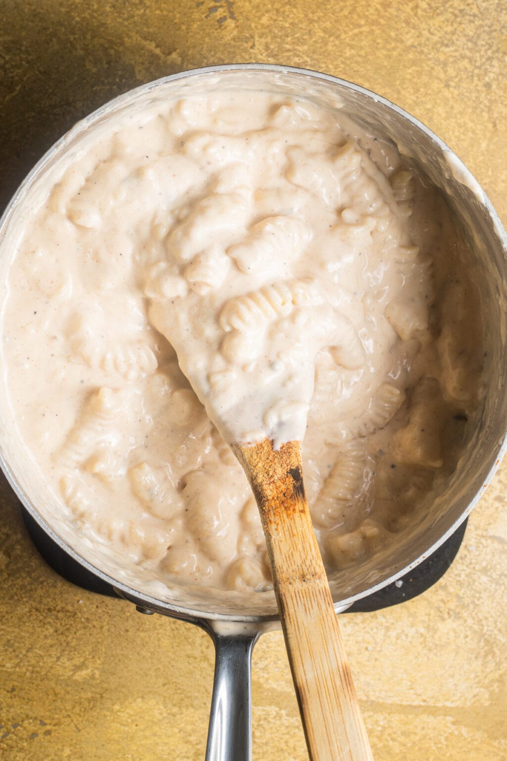 The Best Spicy Pepper Jack Mac and Cheese Recipe - Home Cooking Collective