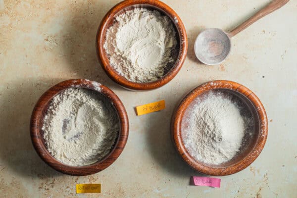 Bread Flour vs. All-Purpose Flour vs. 00 Flour for Pizza - Home Cooking ...
