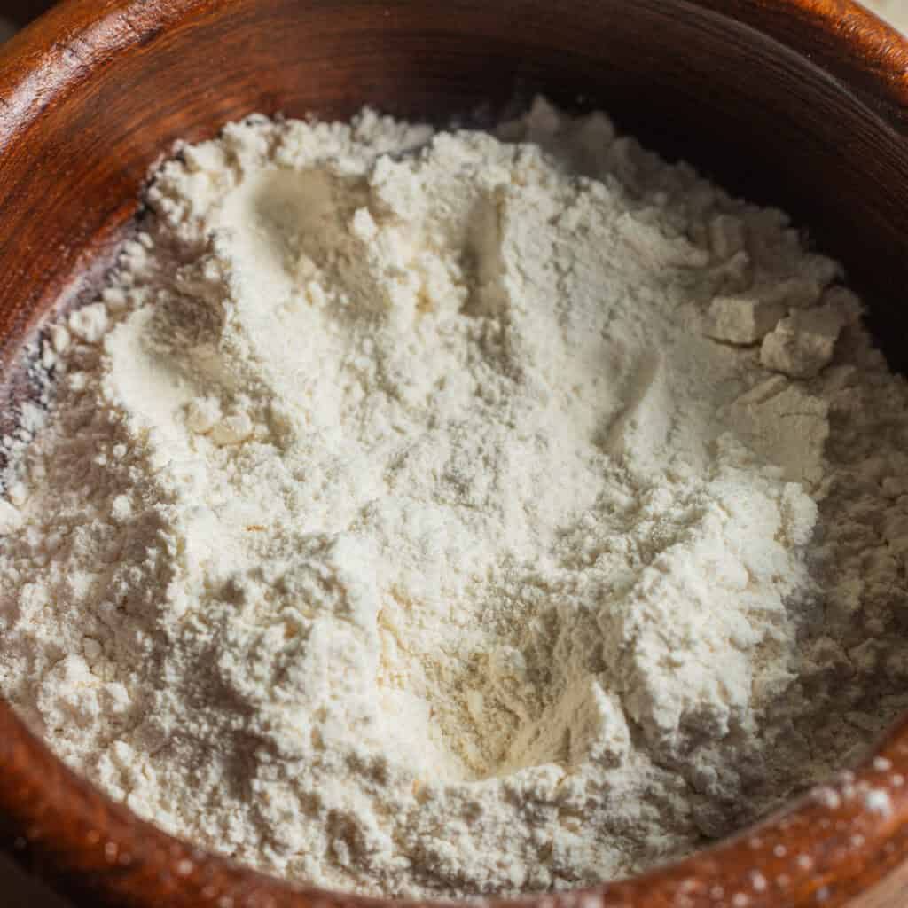 Bread Flour vs. All-Purpose Flour vs. 00 Flour for Pizza - Home Cooking ...