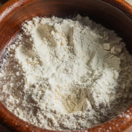 Bread Flour vs. All-Purpose Flour vs. 00 Flour for Pizza - Home Cooking ...